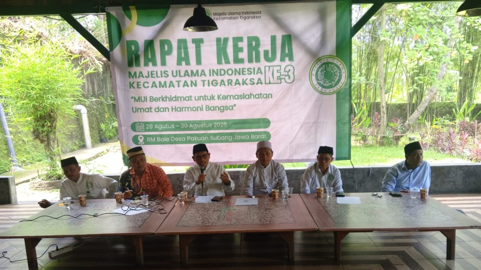 Mengikuti Raker ke-3 MUI Tigaraksa plus Wisata Ziarah Makam Syekh Quro ...